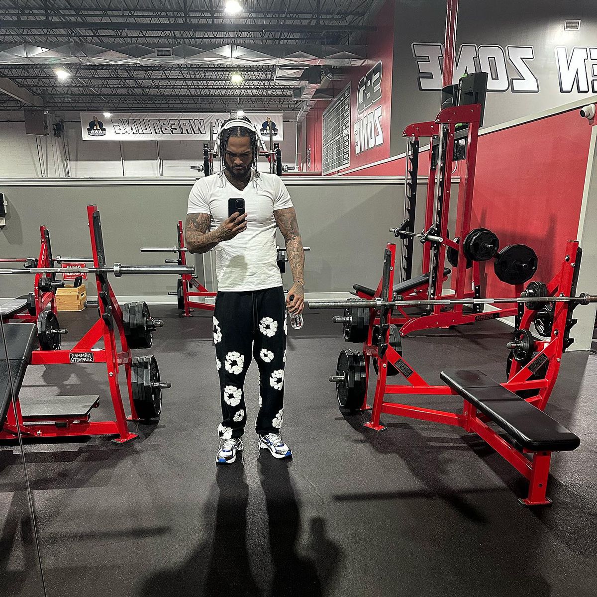 Dave East Outfit from November 10, 2023 | WHAT’S ON THE STAR?