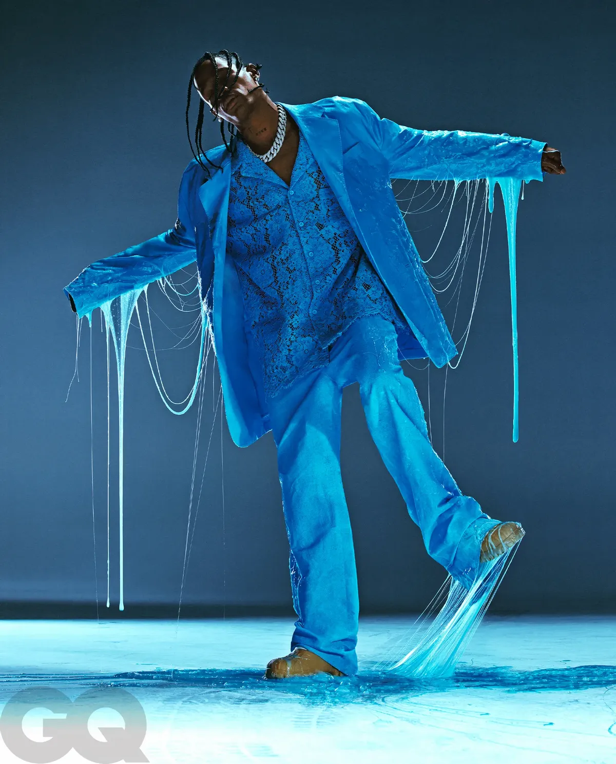 Travis Scott Outfit from November 16, 2023 | WHAT’S ON THE STAR?