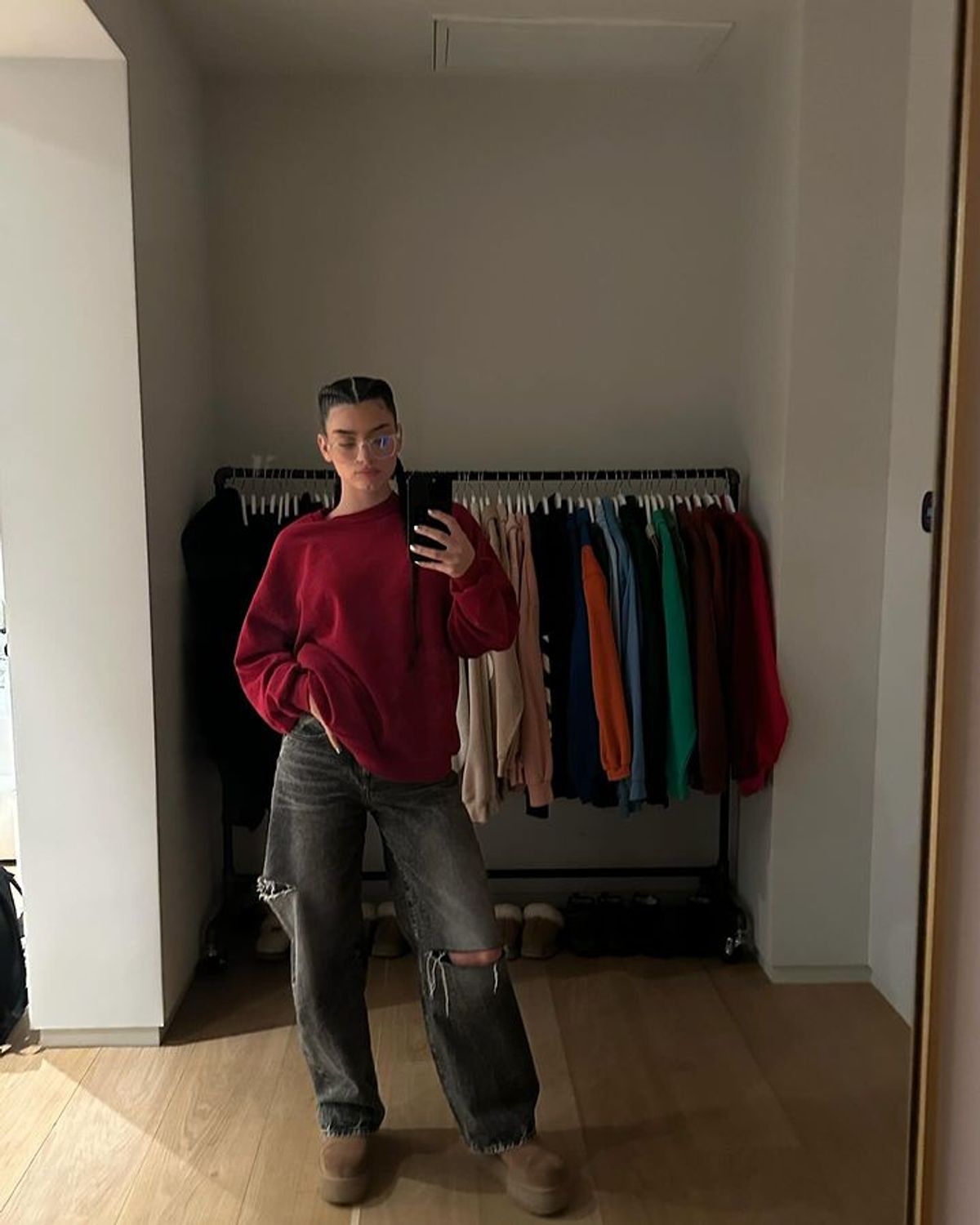 Dixie D'Amelio Outfit from November 20, 2023 | WHAT’S ON THE STAR?