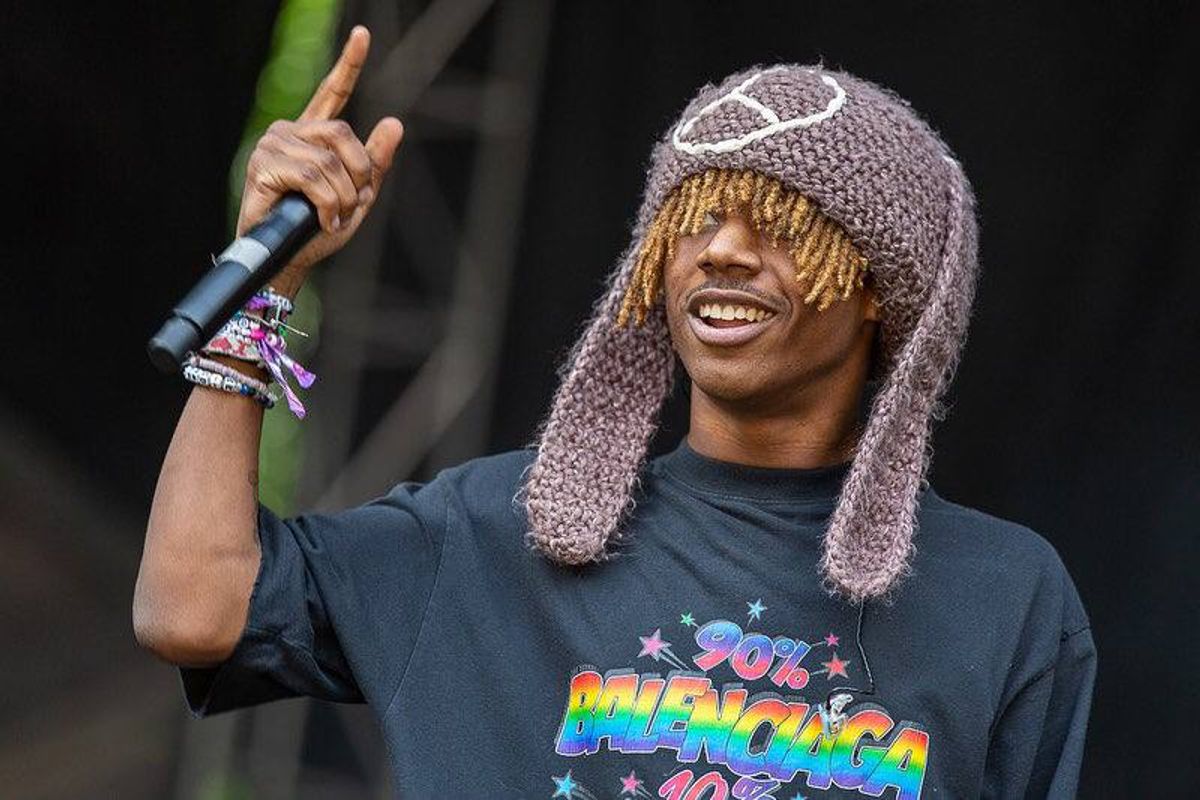 Midwxst Outfit from November 21, 2023 | WHAT’S ON THE STAR?