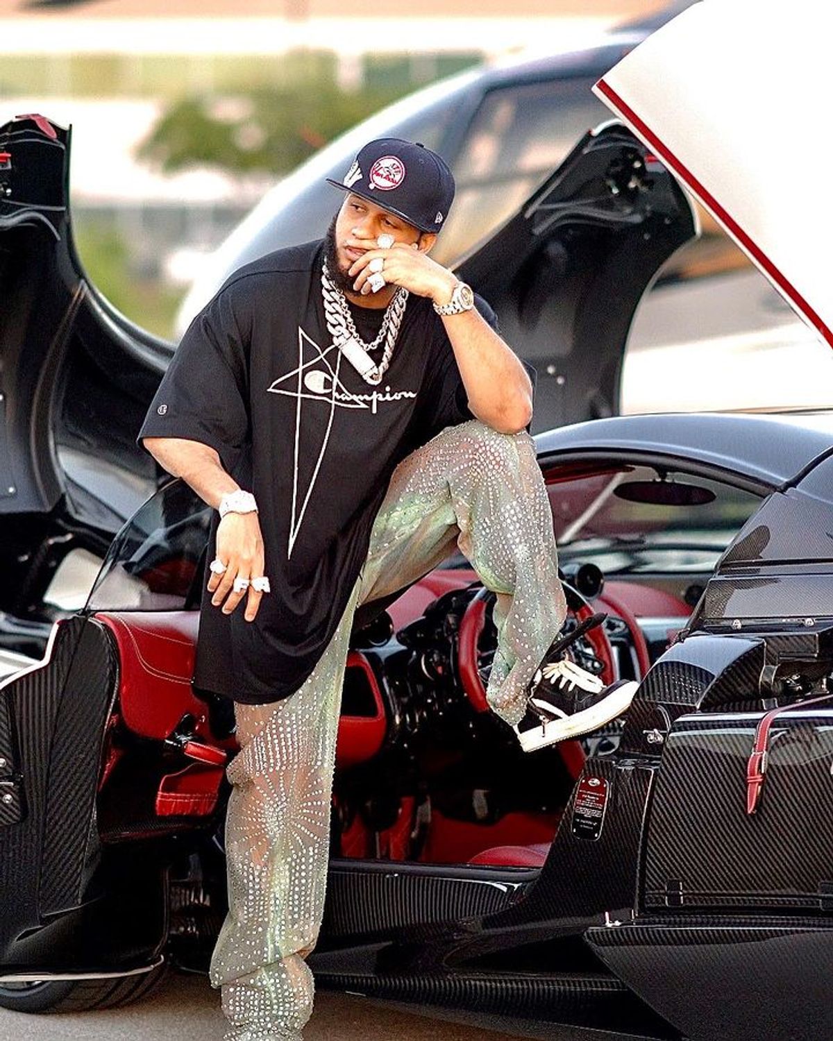 El Alfa El Jefe Outfit from November 21, 2023 | WHAT’S ON THE STAR?