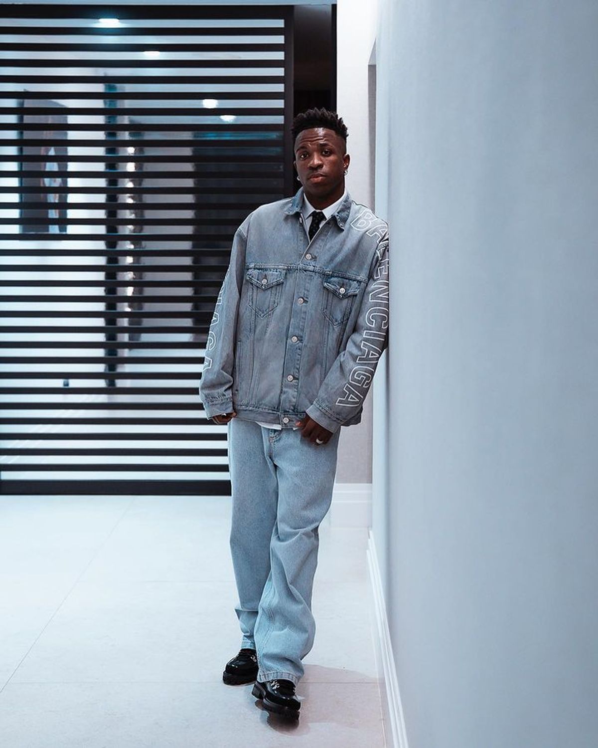 Vinicius Jr Outfit from November 26, 2023 | WHAT’S ON THE STAR?