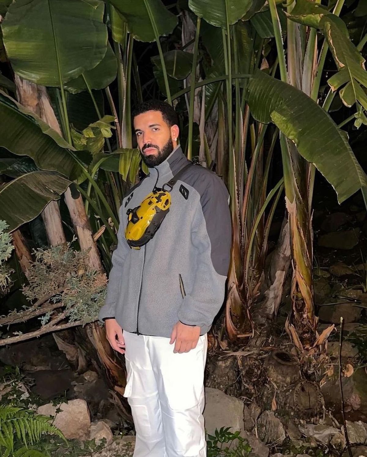 Drake Outfit from February 5, 2020 | WHAT’S ON THE STAR?