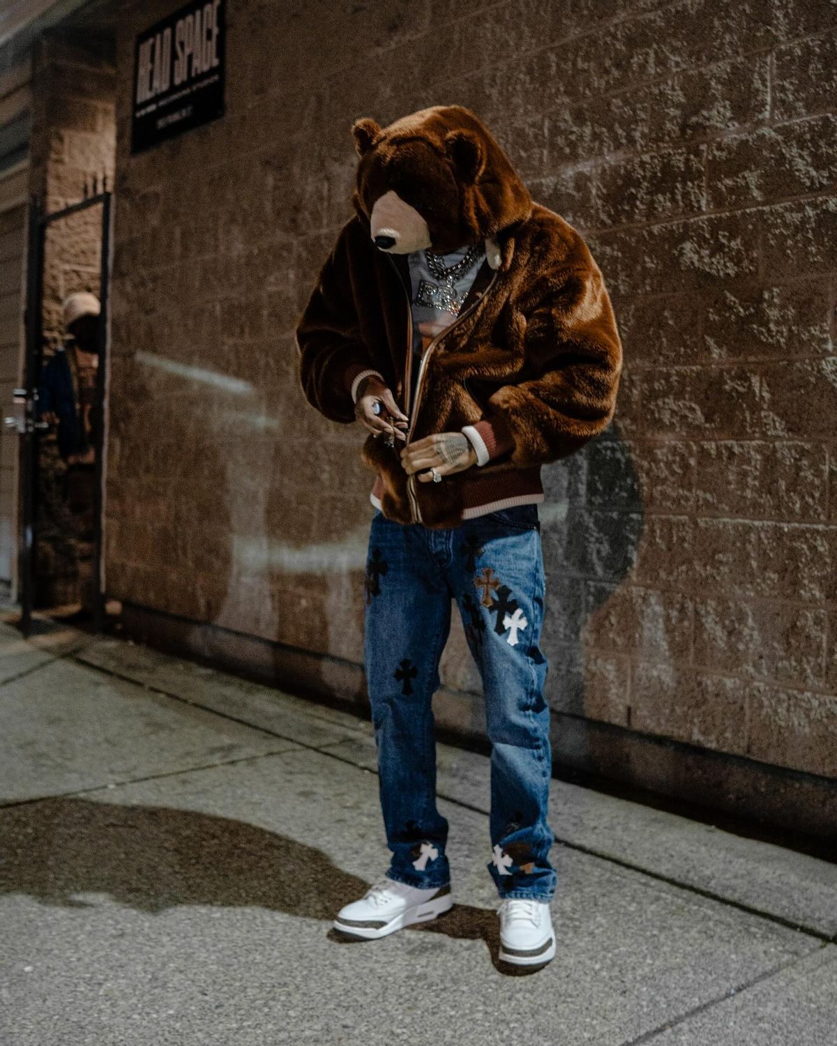 Key Glock Outfit from November 16, 2023 | WHAT’S ON THE STAR?