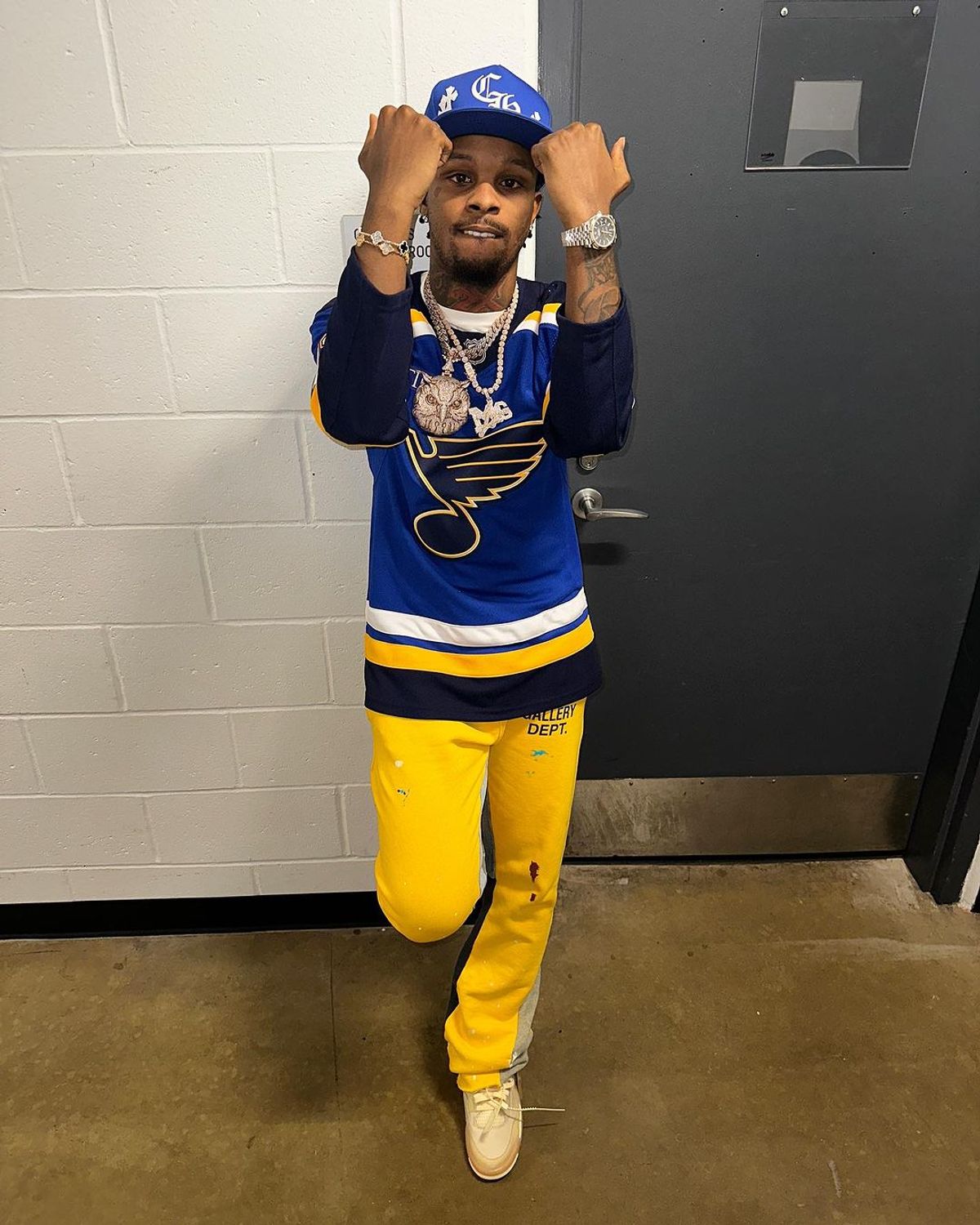 Toosii Outfit from November 20, 2023 | WHAT’S ON THE STAR?