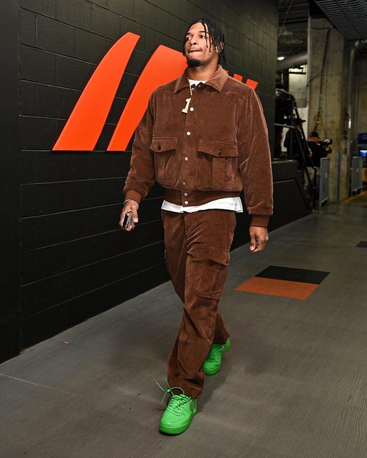 Ja'Marr Chase Outfit from November 29, 2023 | WHAT’S ON THE STAR?