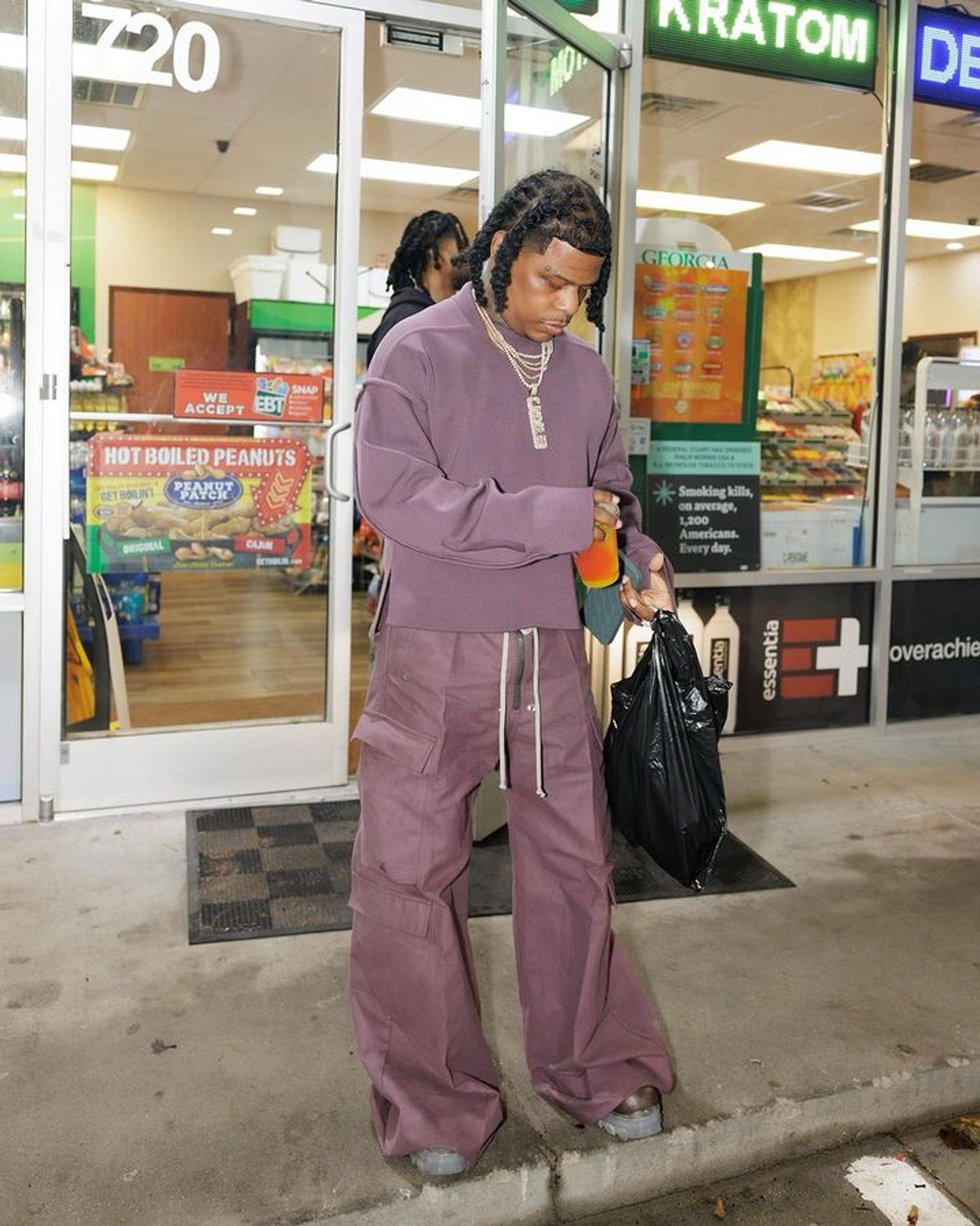 Rylo Rodriguez Outfit from December 6, 2023 | WHAT’S ON THE STAR?