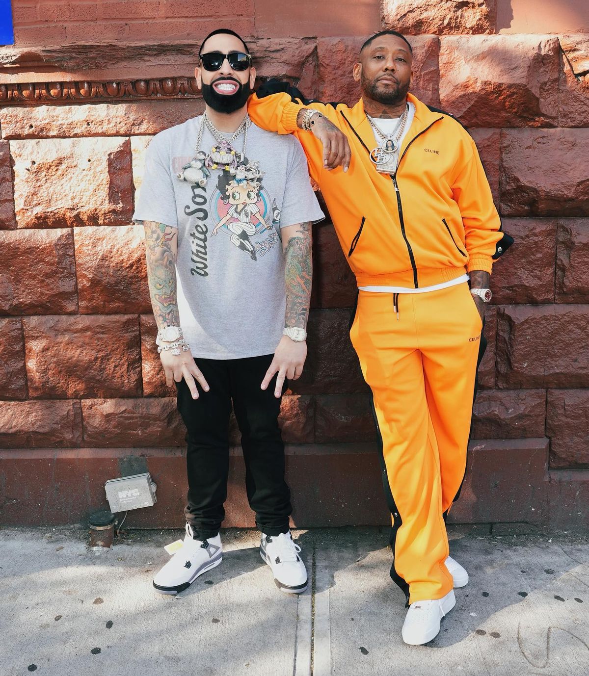 Big Trill: Outfits, Clothes, Style and Fashion | WHAT’S ON THE STAR?