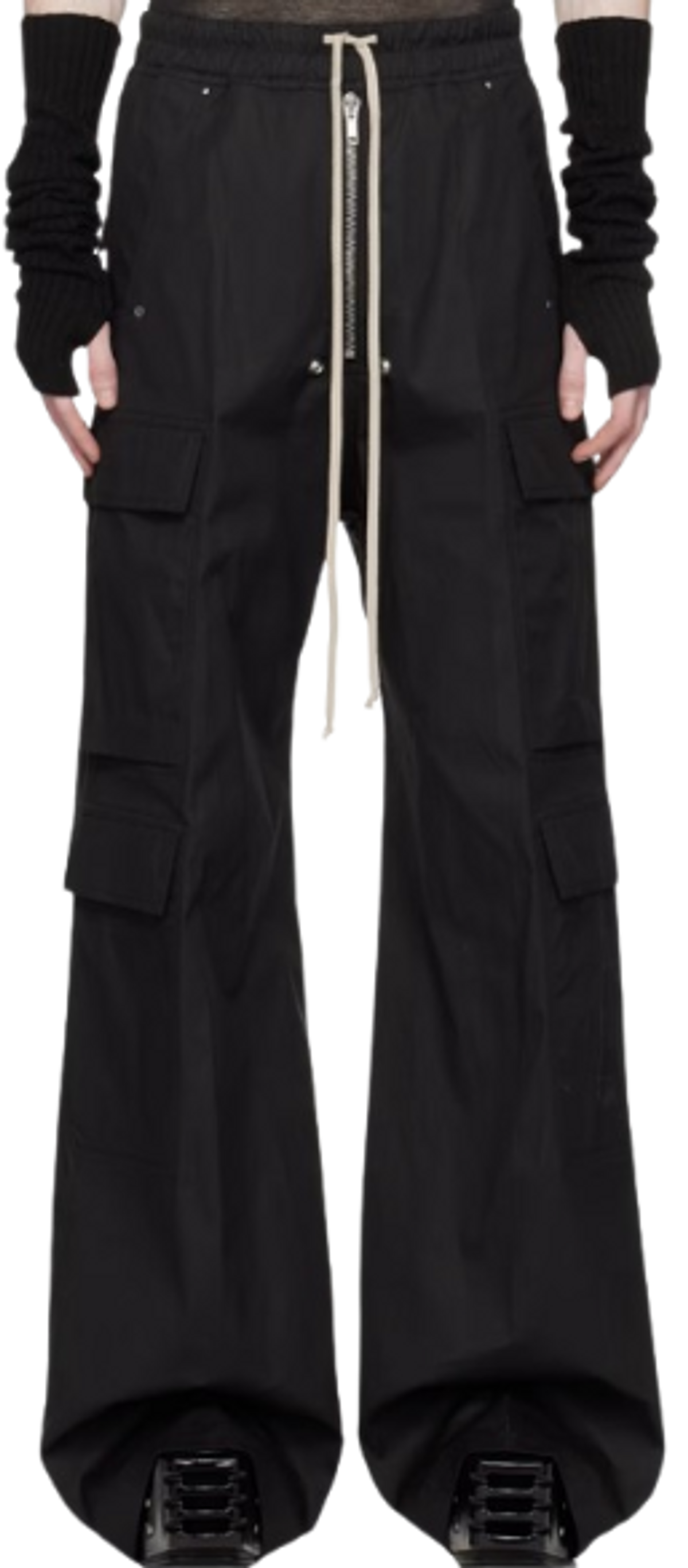 Rick Owens Black Belas Cargo Pants | WHAT’S ON THE STAR?