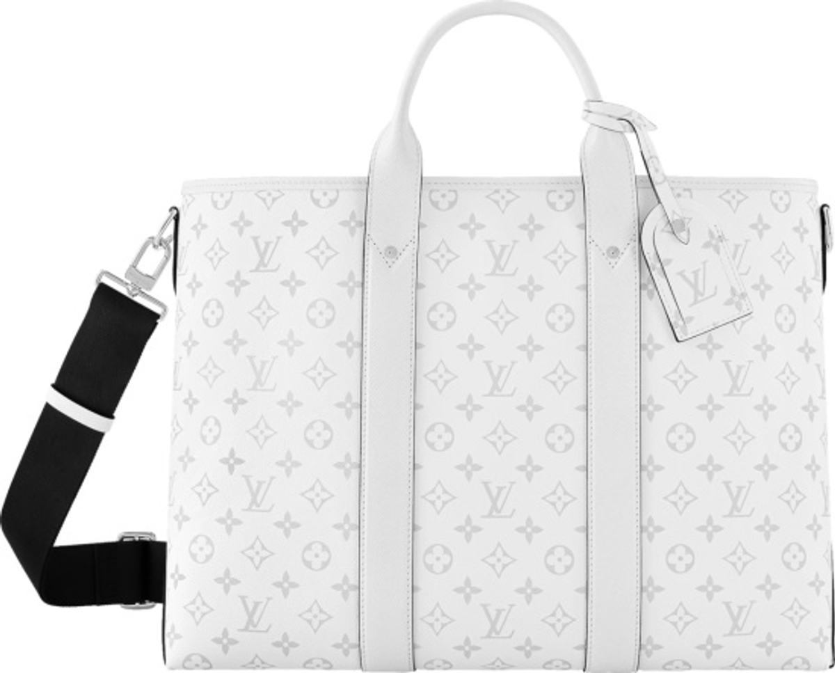 Louis Vuitton White Monogram Weekend Tote Bag | WHAT’S ON THE STAR?