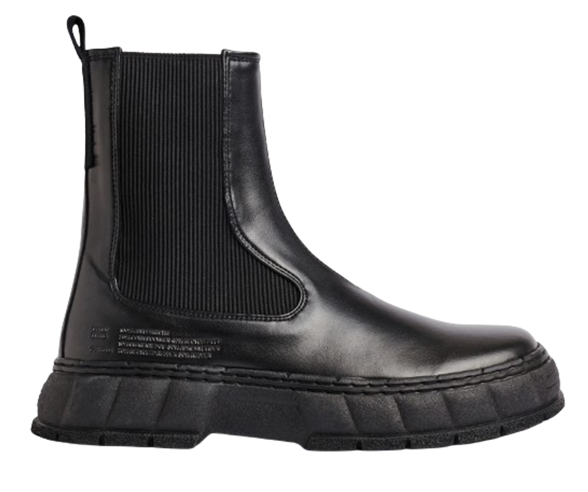 Viron Black Apple Boots | WHAT’S ON THE STAR?