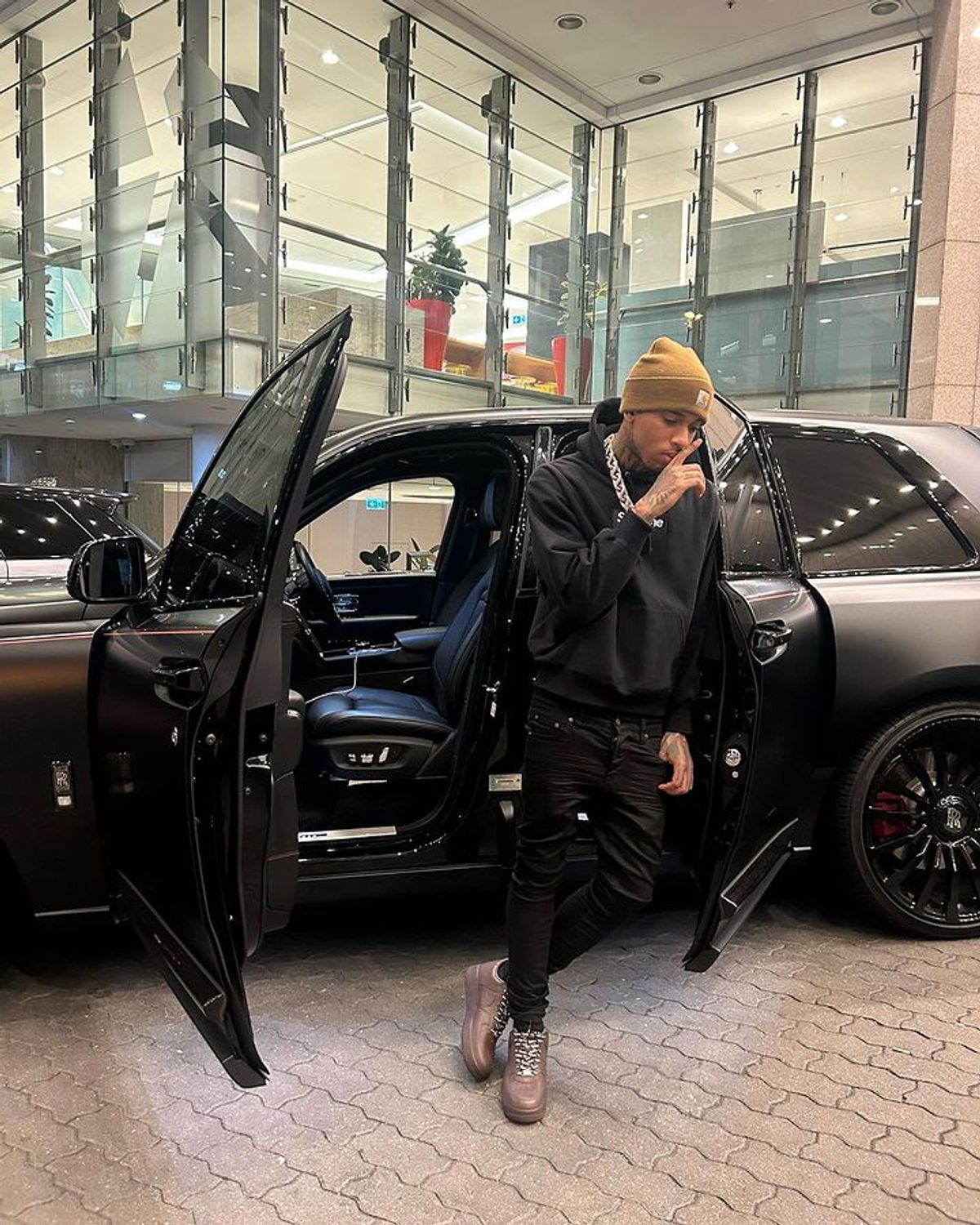 NLE Choppa Outfit from January 14, 2024 | WHAT’S ON THE STAR?