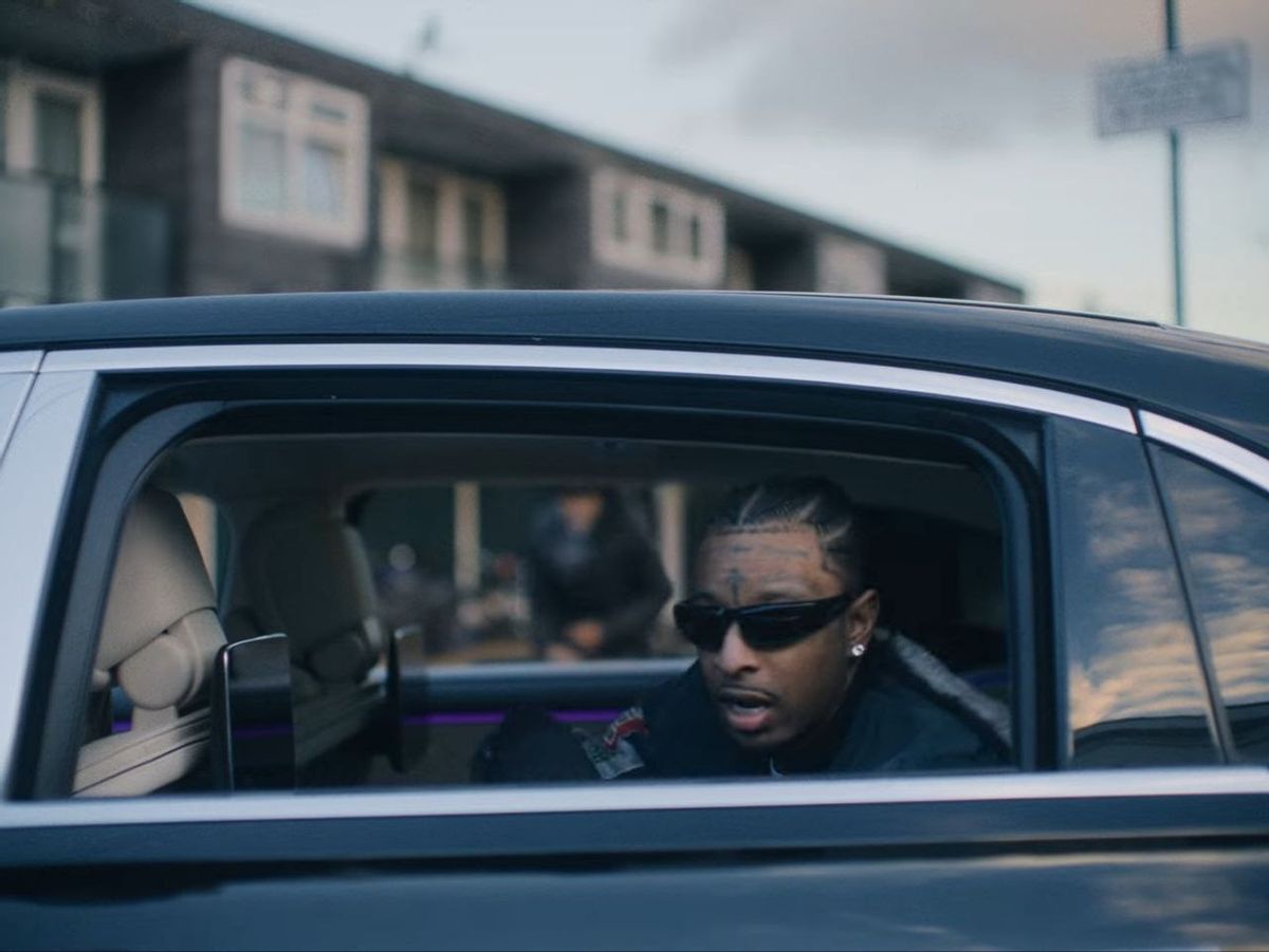 21 Savage Outfits in "Redrum" Video | WHAT’S ON THE STAR?