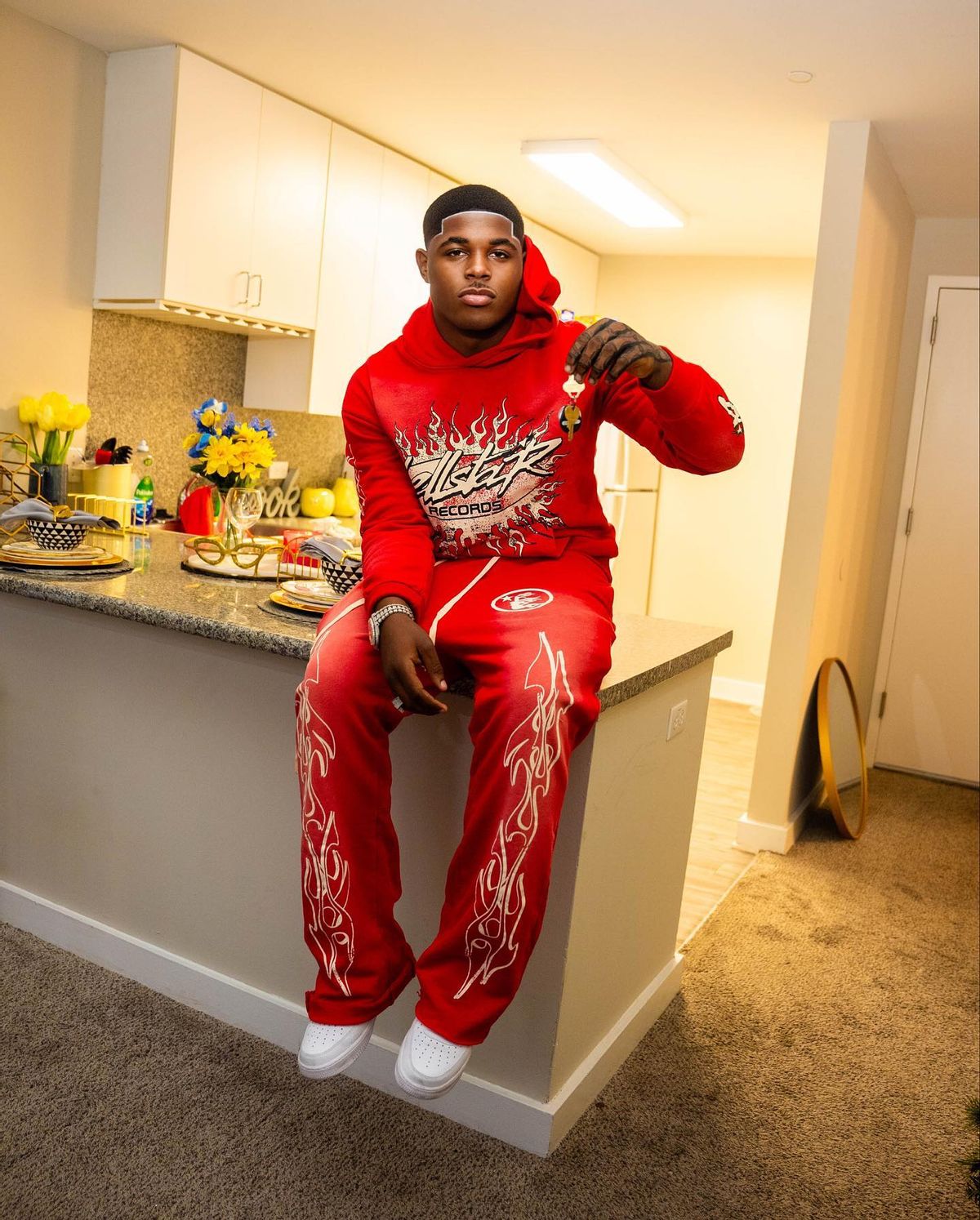 D Sturdy Outfit from July 21, 2023 | WHAT’S ON THE STAR?