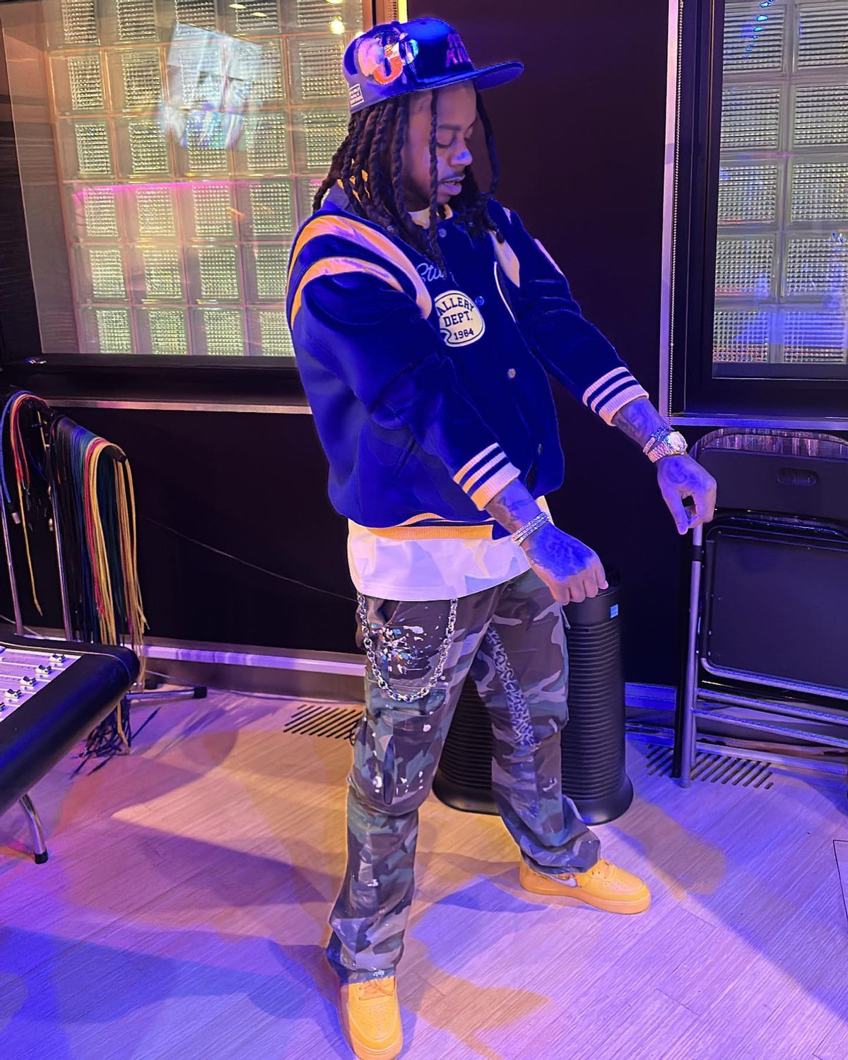 Babyface Ray Outfit from February 4, 2024 | WHAT’S ON THE STAR?