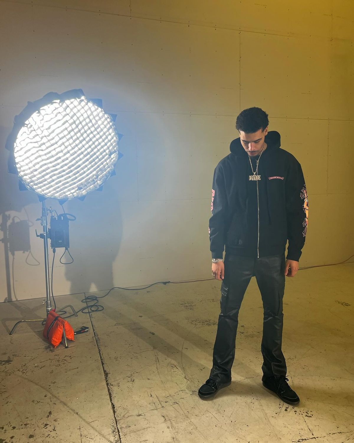 Jay Critch Outfit from February 12, 2024 | WHAT’S ON THE STAR?