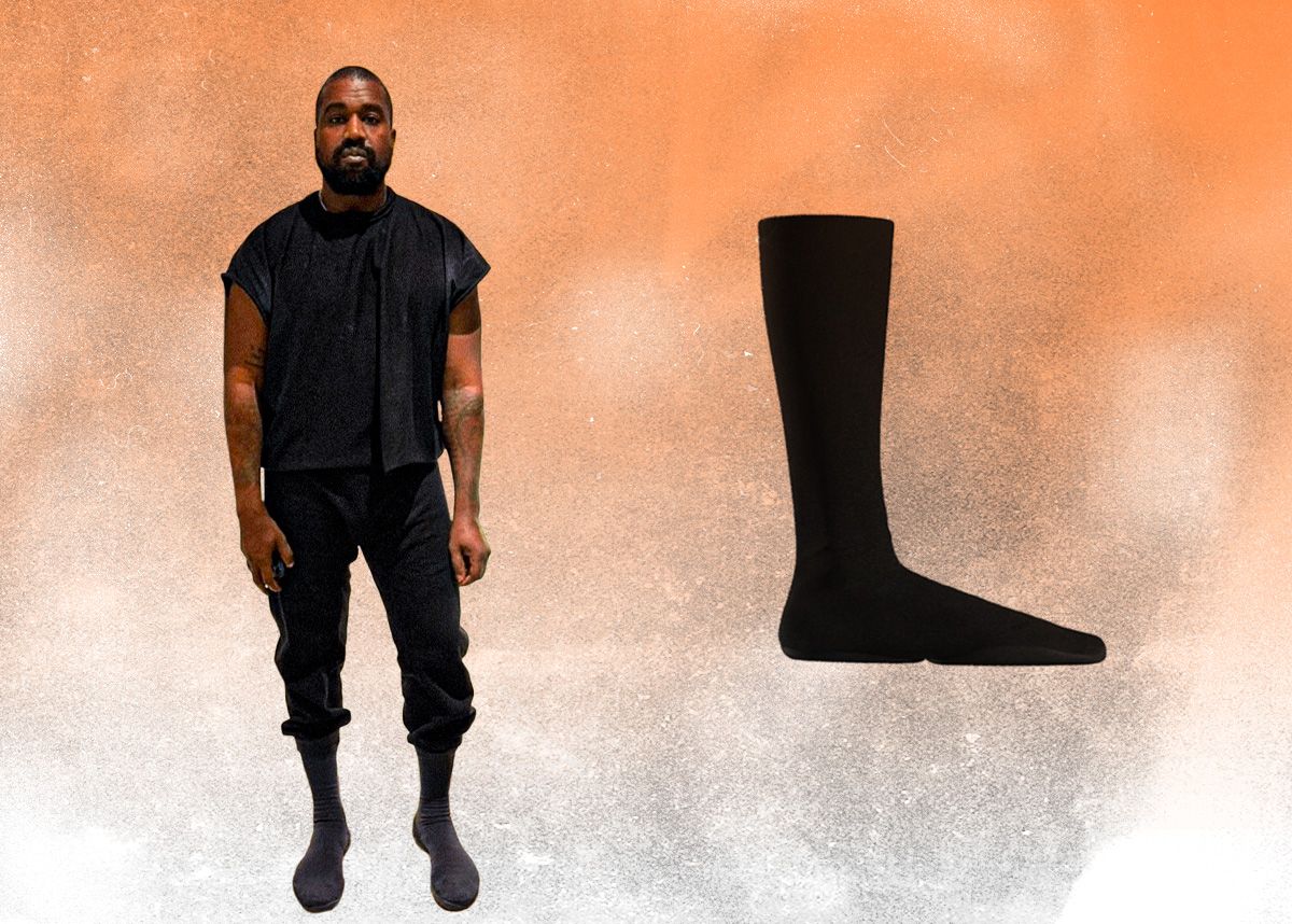 Yeezy Pods Are Available for $20 | WHAT’S ON THE STAR?