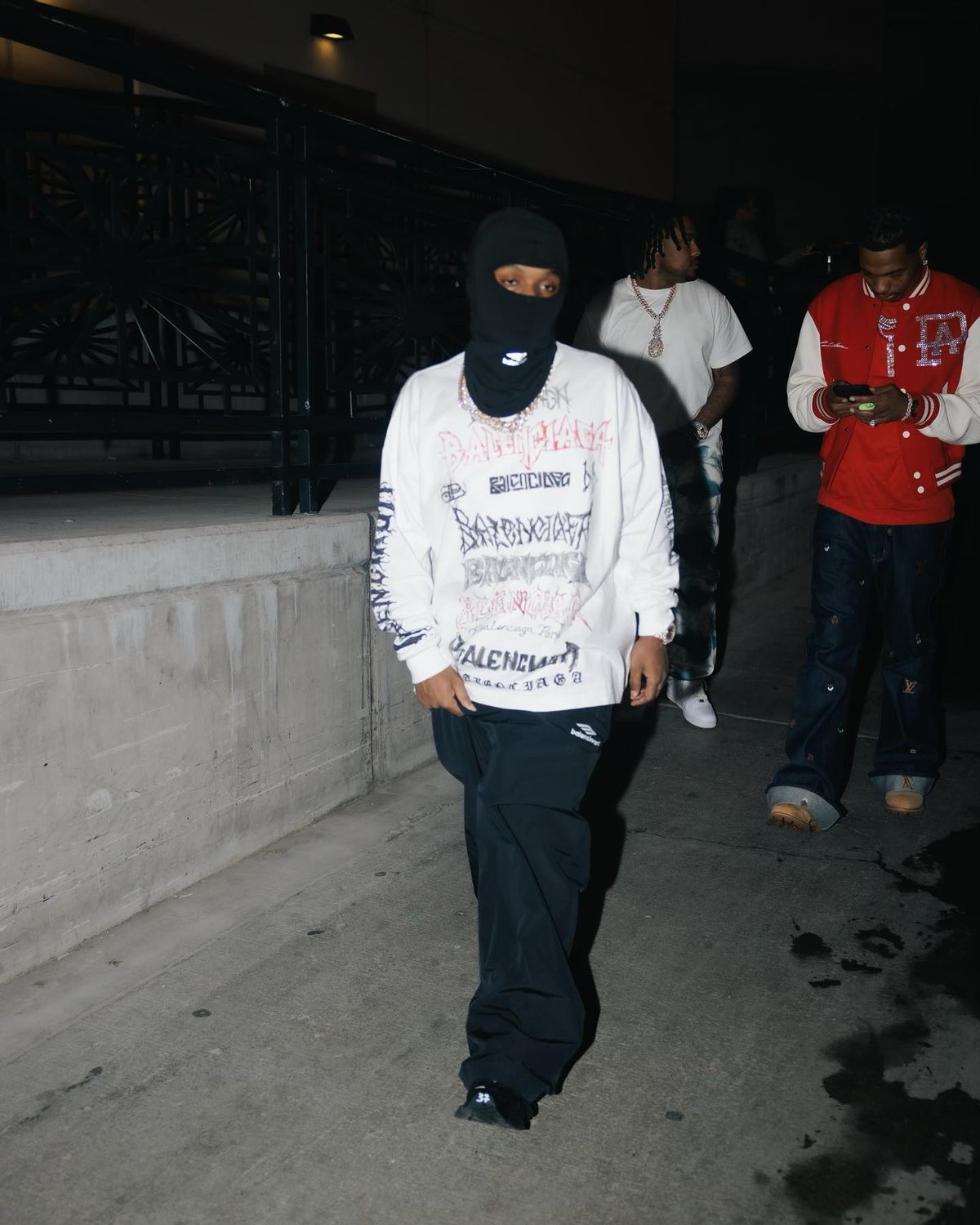 42 Dugg Outfit from February 15, 2024 | WHAT’S ON THE STAR?