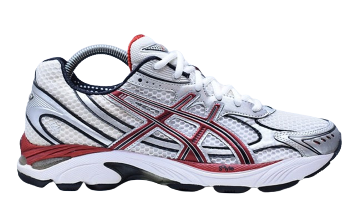 Asics Silver And Red GT-2150 Sneakers | WHAT’S ON THE STAR?