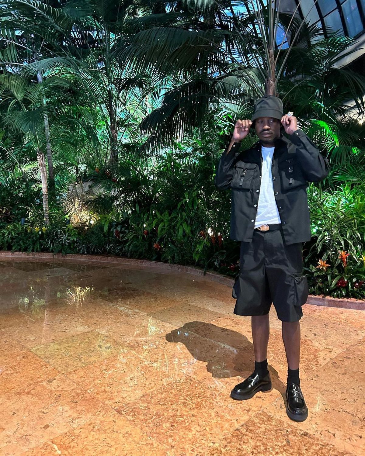 Lil Tjay Outfit from February 19, 2024 | WHAT’S ON THE STAR?