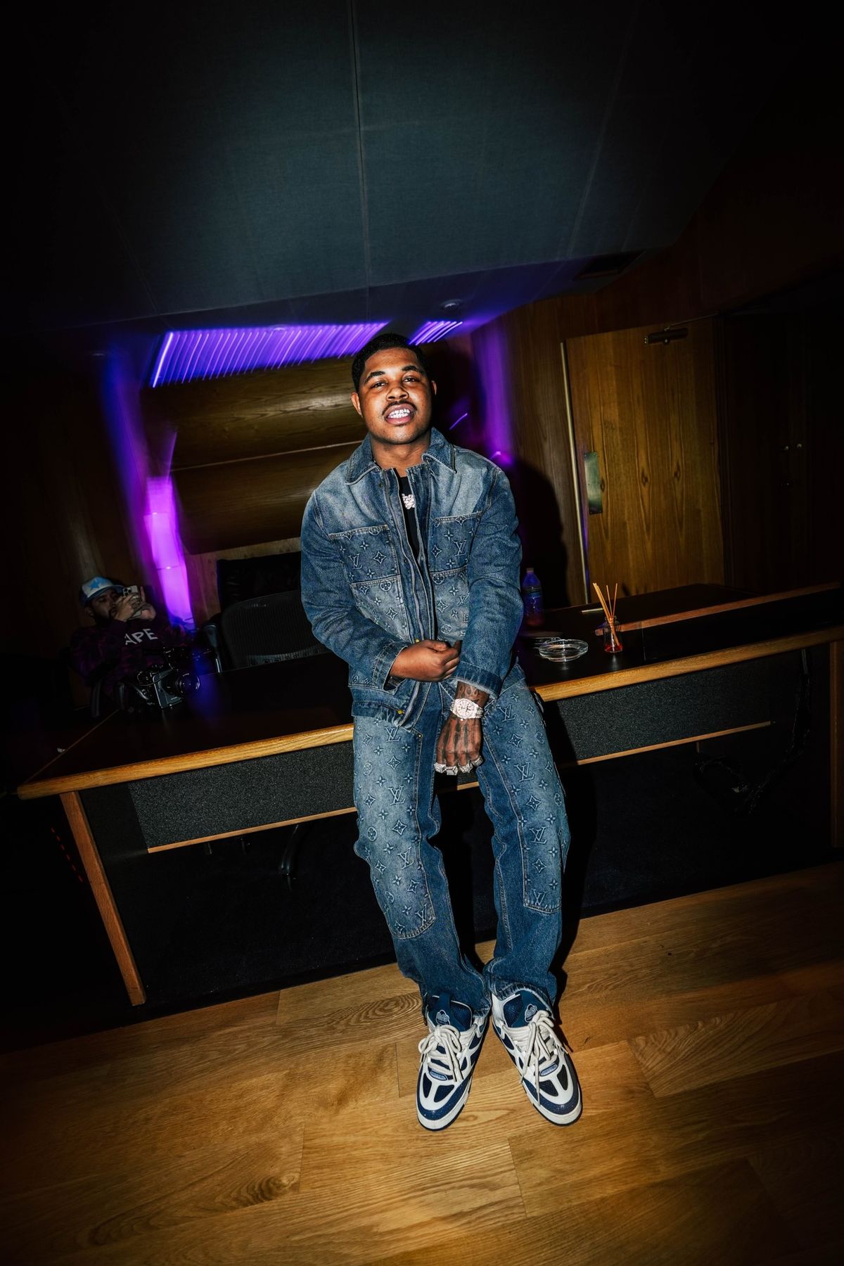 D Sturdy Outfit from February 22, 2024 | WHAT’S ON THE STAR?