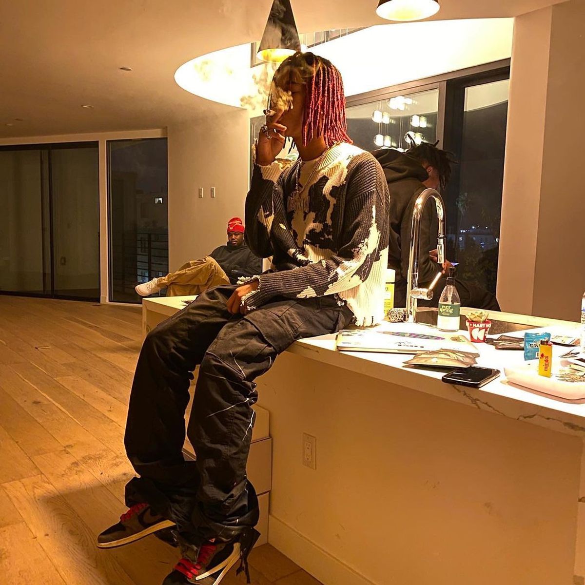 Kashdami Outfit from November 27, 2022 | WHAT’S ON THE STAR?