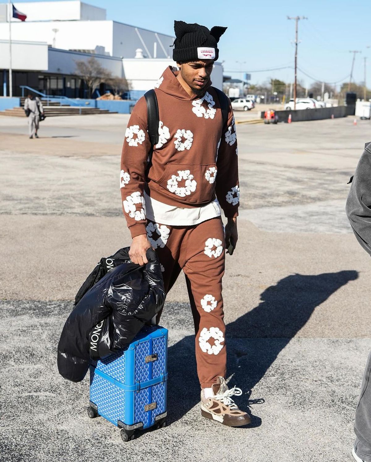 P. J. Washington Outfit from March 4, 2024 | WHAT’S ON THE STAR?