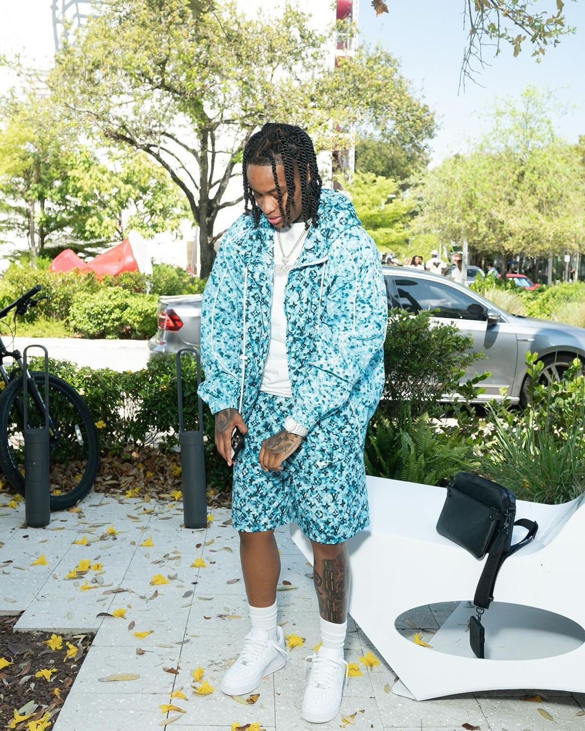 Lil Perfect Outfit from March 19, 2024 | WHAT’S ON THE STAR?