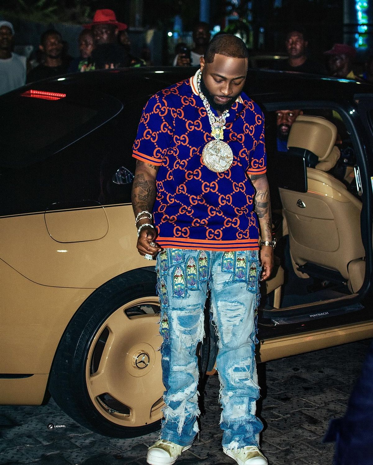 Davido Outfit from March 19, 2024 | WHAT’S ON THE STAR?