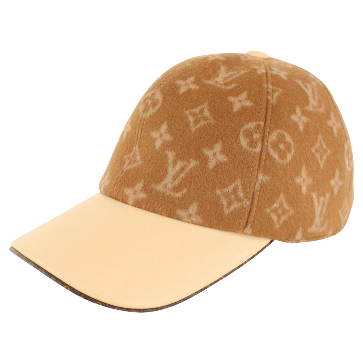 Louis Vuitton Monogram Cap | WHAT’S ON THE STAR?