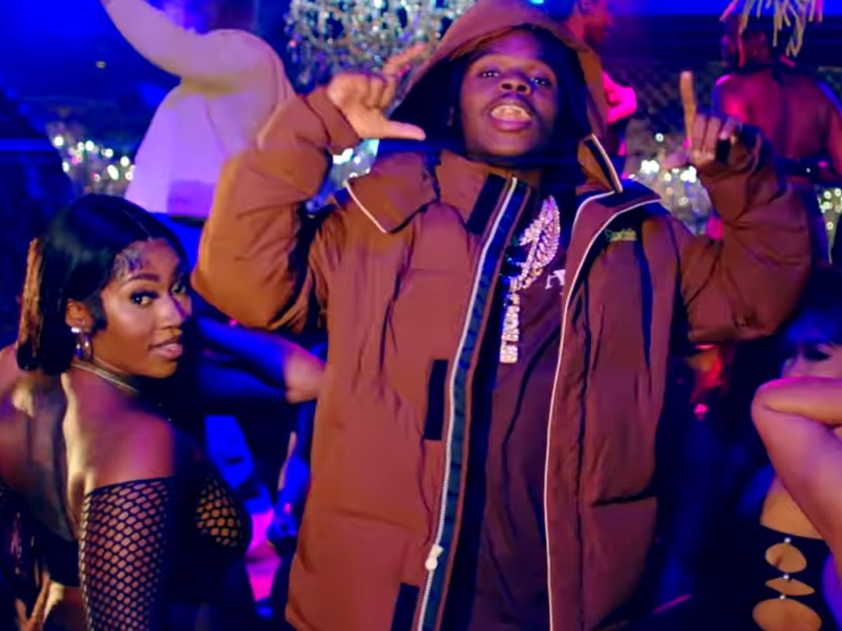 42 Dugg Outfits in "Megan" Video | WHAT’S ON THE STAR?