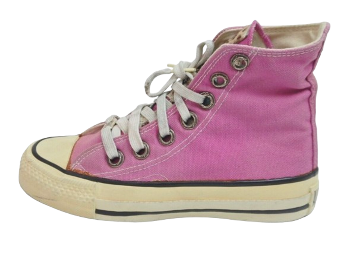 Converse × Chrome Hearts Pink Cross Patch Sneakers | WHAT’S ON THE STAR?