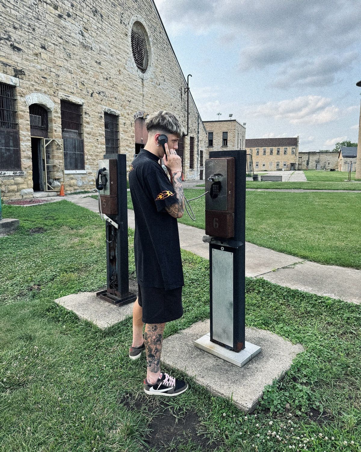 Alejandro Garnacho Outfit from July 23, 2024 | WHAT’S ON THE STAR?