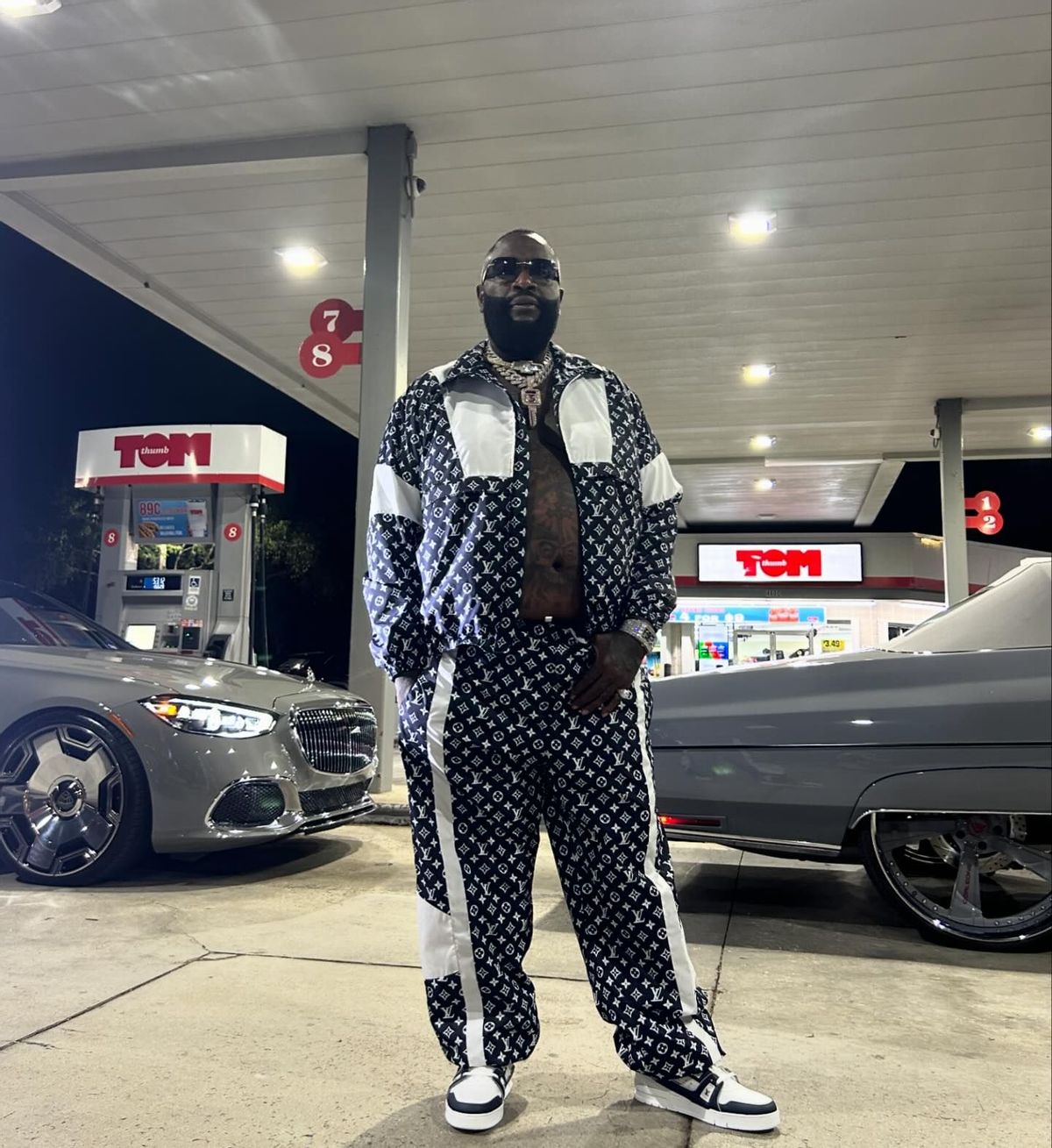 Rick Ross Outfit from July 29, 2024 | WHAT’S ON THE STAR?