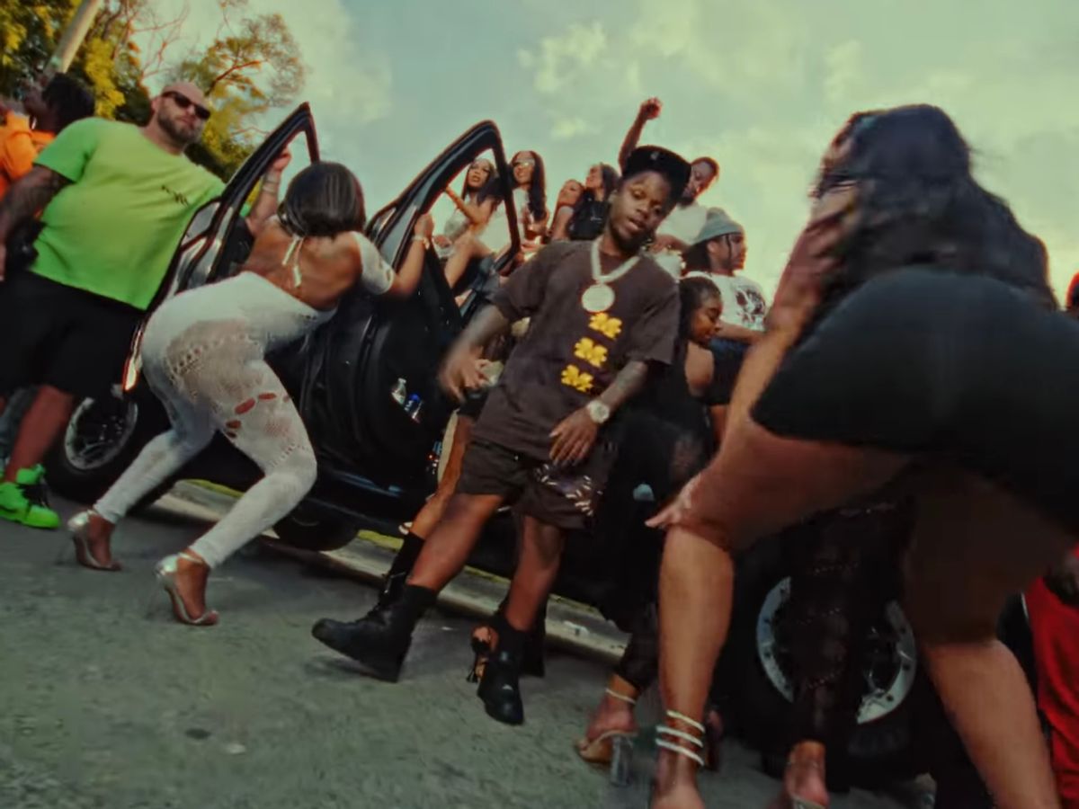 42 Dugg Outfit from August 27, 2024 | WHAT’S ON THE STAR?