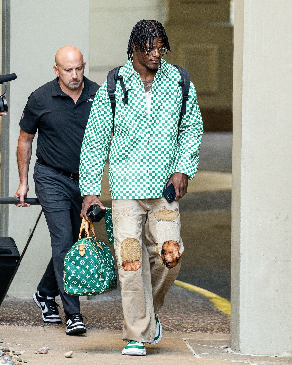 Lamar Jackson Outfit from September 6, 2024 | WHAT’S ON THE STAR?