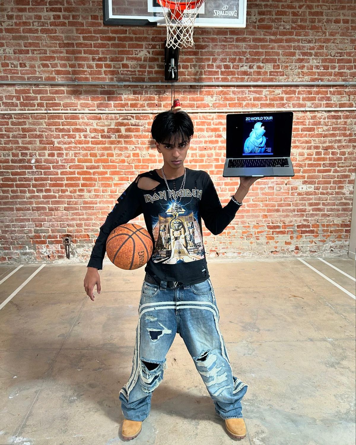 Yung Fazo Outfit from September 18, 2024 | WHAT’S ON THE STAR?