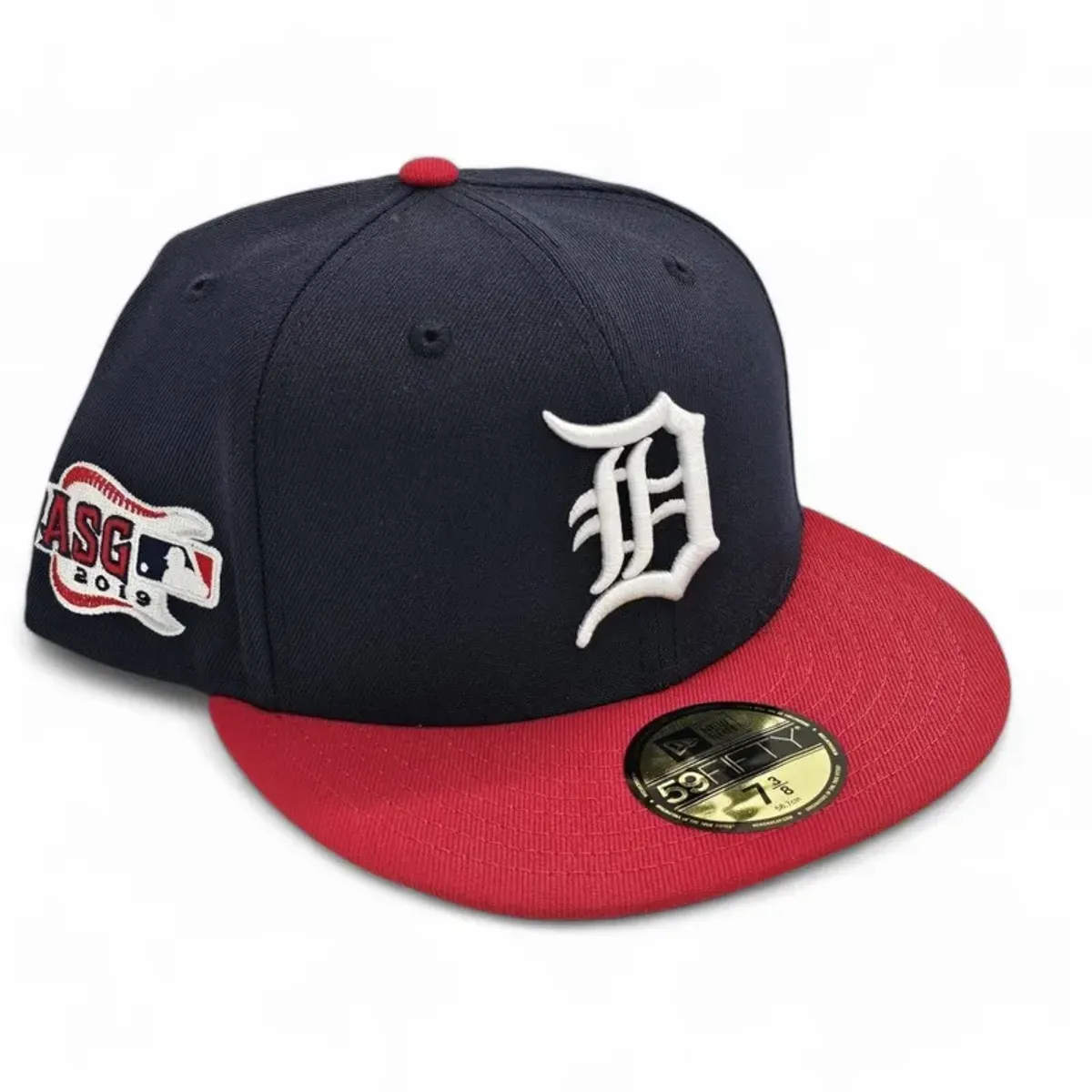 New Era Detroit Tigers Fitted Hat Red Navy | WHAT’S ON THE STAR?