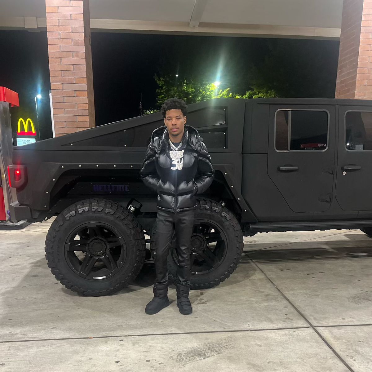 Nardo Wick Outfit from October 9, 2024 | WHAT’S ON THE STAR?