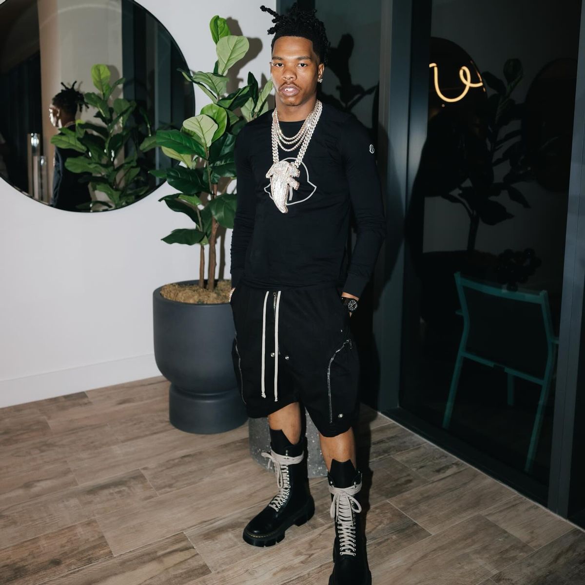 Lil Baby Outfit from November 20, 2024 | WHAT’S ON THE STAR?