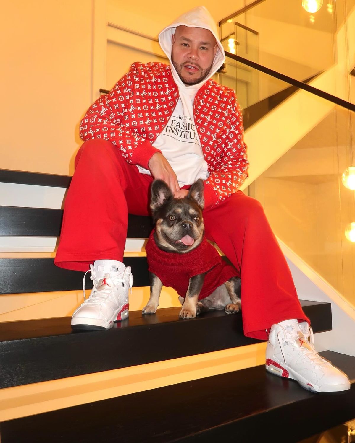 Fat Joe Outfit from November 18, 2024 | WHAT’S ON THE STAR?