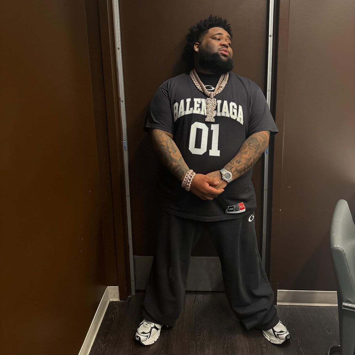 Rod Wave Outfit from January 6, 2025 | WHAT’S ON THE STAR?