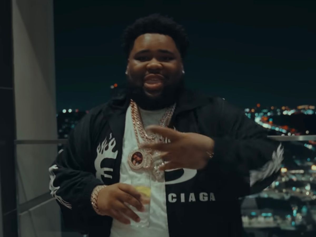 Rod Wave Outfit from January 10, 2025 | WHAT’S ON THE STAR?