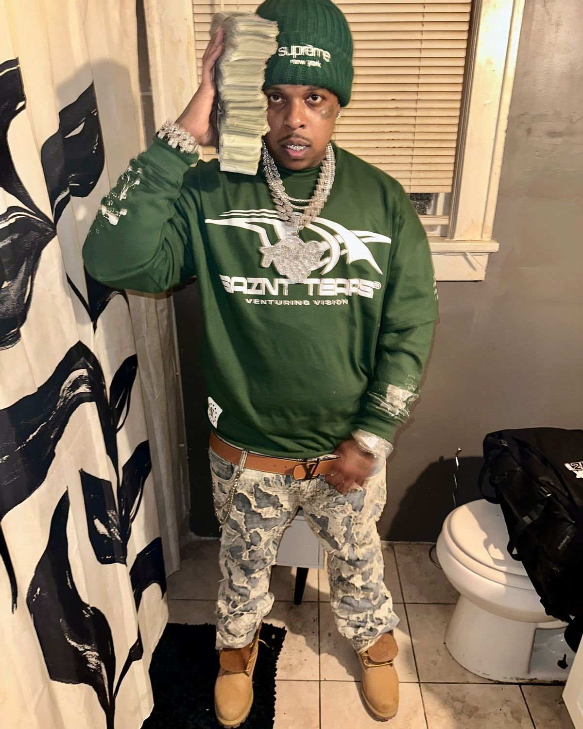 Finesse2tymes Outfit from January 22, 2025 | WHAT’S ON THE STAR?