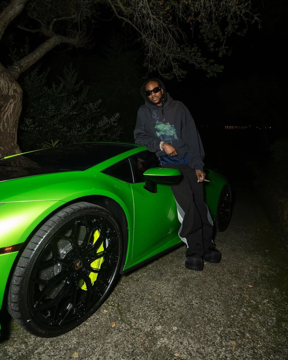 2 Chainz Outfit from February 2, 2025 | WHAT’S ON THE STAR?