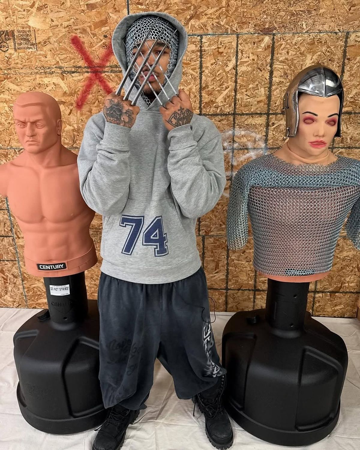 PlaqueBoyMax Outfit from February 23, 2025 | WHAT’S ON THE STAR?