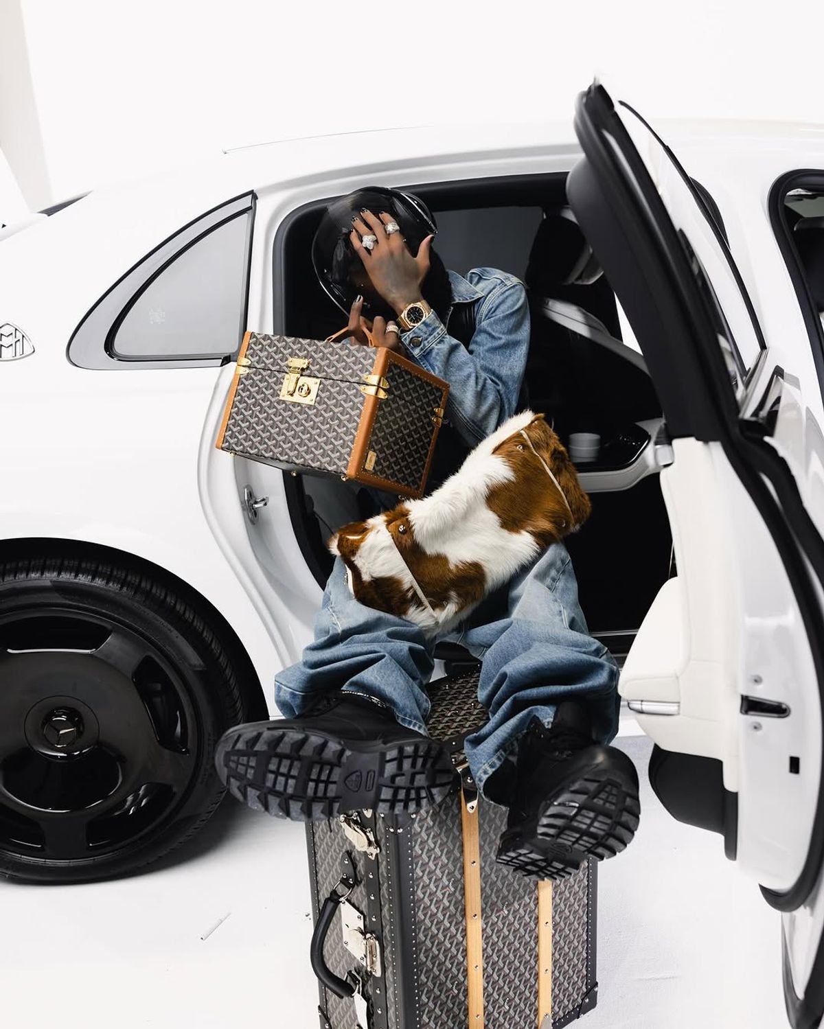 Playboi Carti Outfit from March 5, 2025 | WHAT’S ON THE STAR?