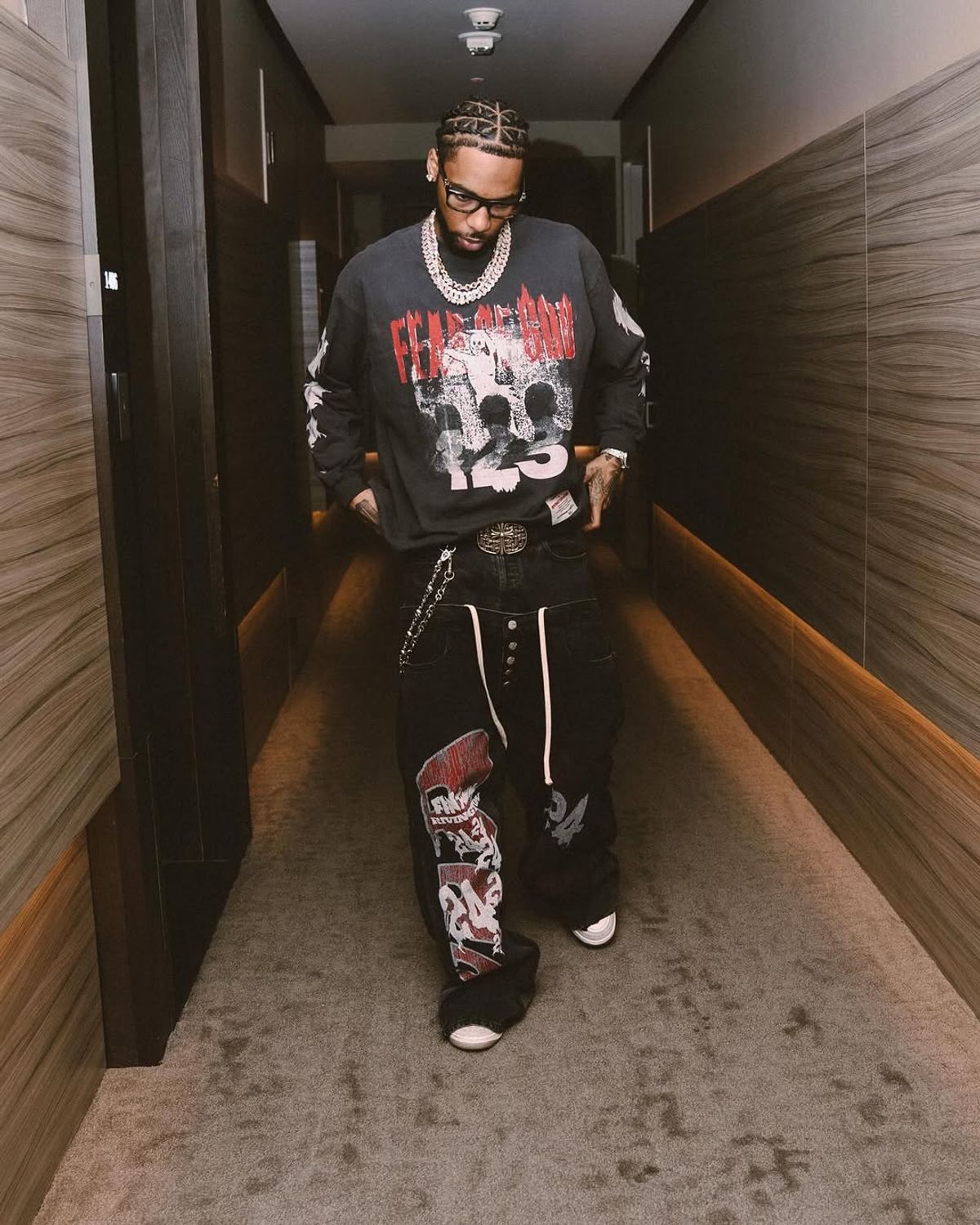 Key Glock Outfit from March 22, 2025 | WHAT’S ON THE STAR?