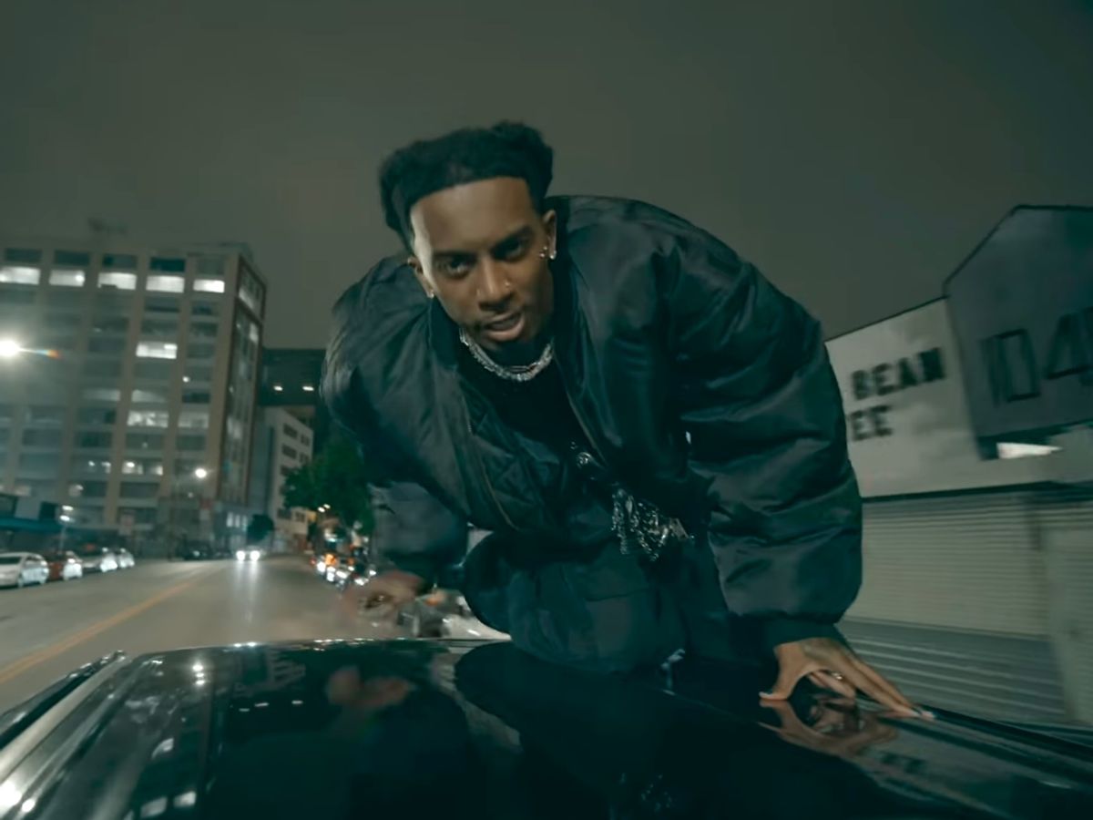 Playboi Carti Outfit from March 27, 2025 | WHAT’S ON THE STAR?