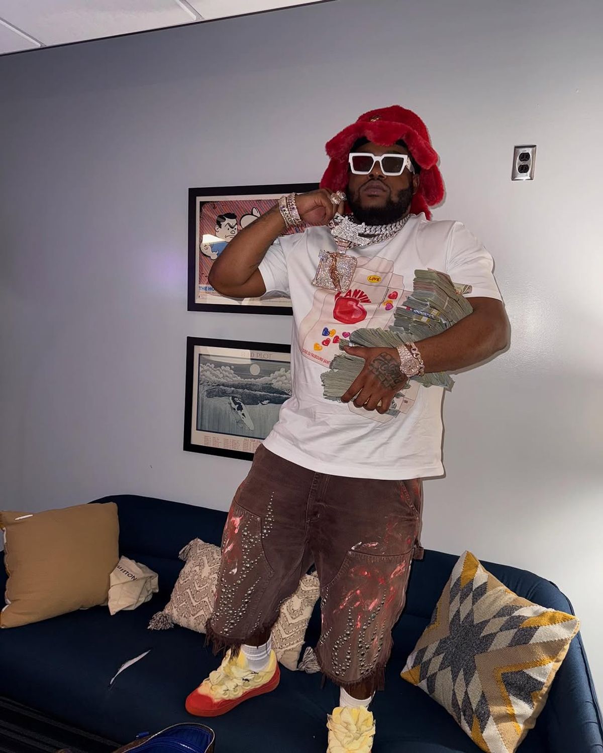 BossMan Dlow Outfit from April 5, 2025 | WHAT’S ON THE STAR?